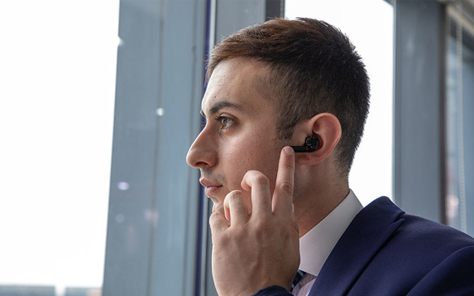 Longest Lasting & Interchangeable Magnetic Attach Battery Wireless Ear ...